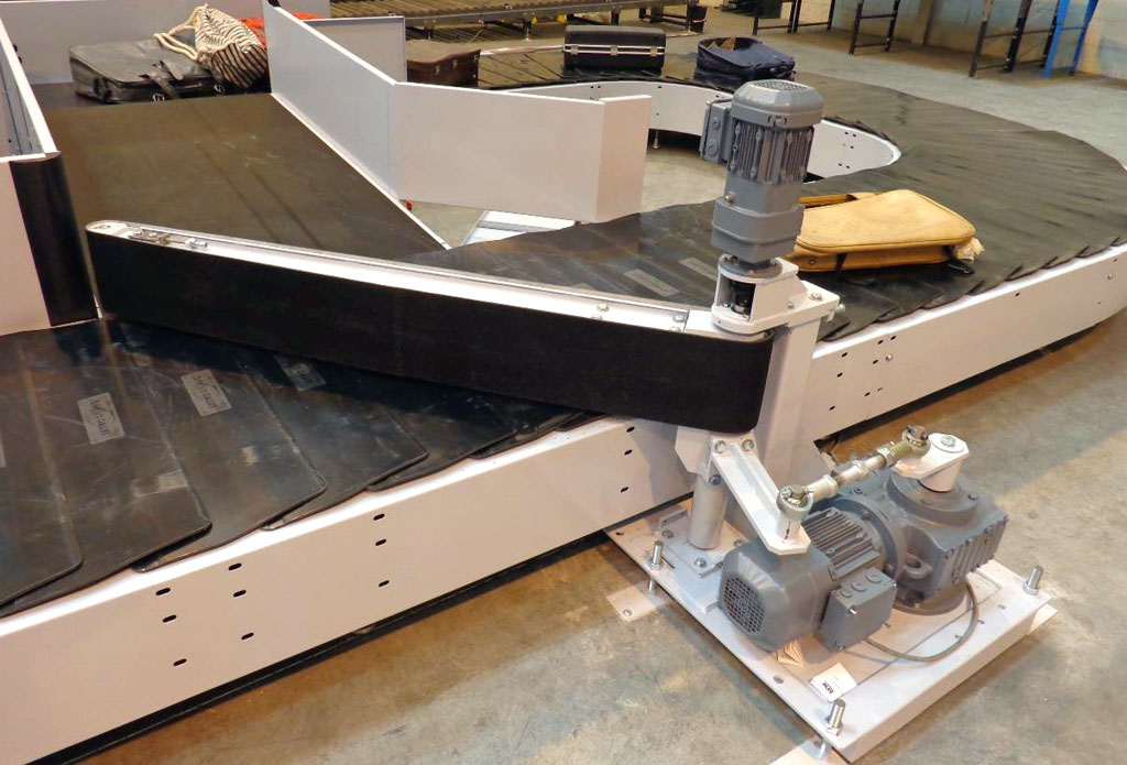 Diverters | Pusher, soft horizontal and vertical diverter | MATREX Airport